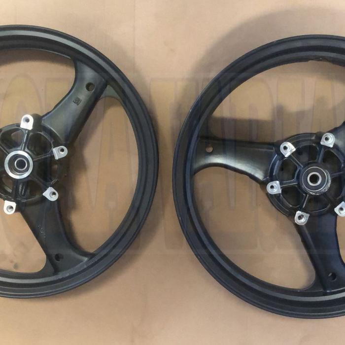 Jual Velg Vrossi Kawasaki ninja RR Pyhton Ring 17x250/300 - Kota ...