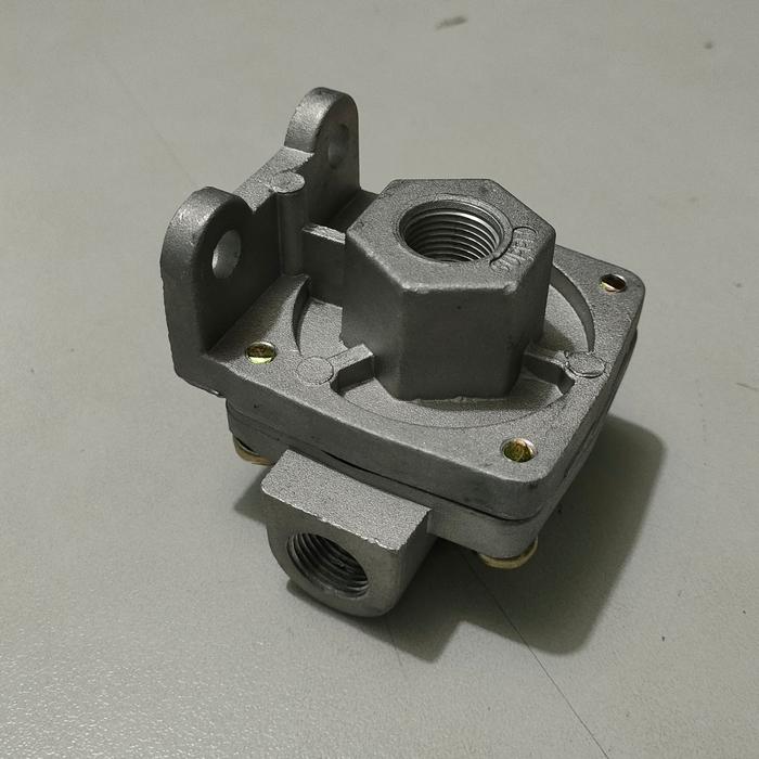 Jual Quick Relay Valve 93750000-229859 Buntut Trailer - Jakarta Barat ...