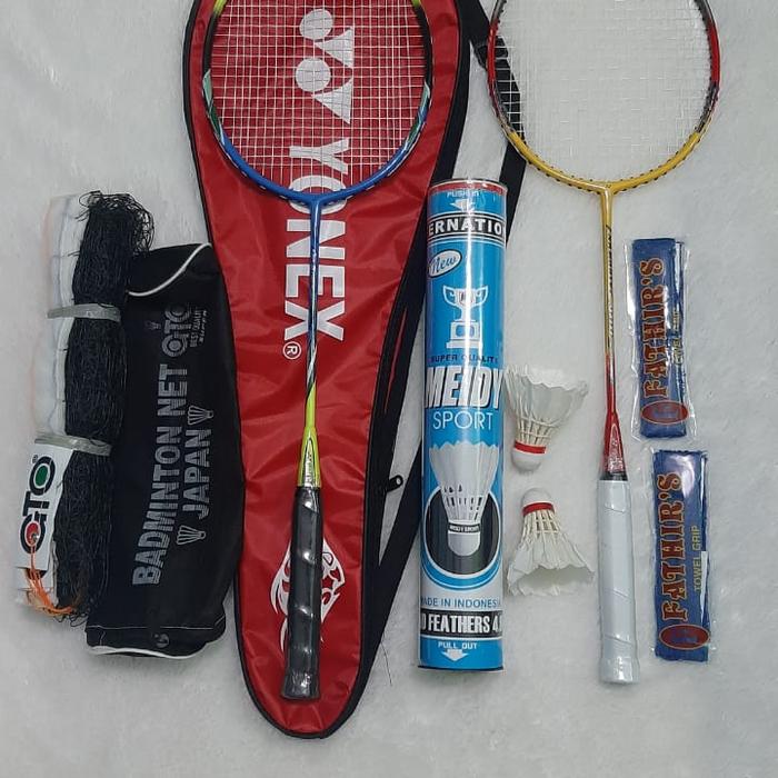 Jual paket badminton komplit 2 raket. 1 net. 1 tas. 1 slop bola. 2 grip ...