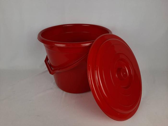 Jual Timba Air Tutup / Timba Plastik / Timba warna / Timba 4 Gl WARNA ...