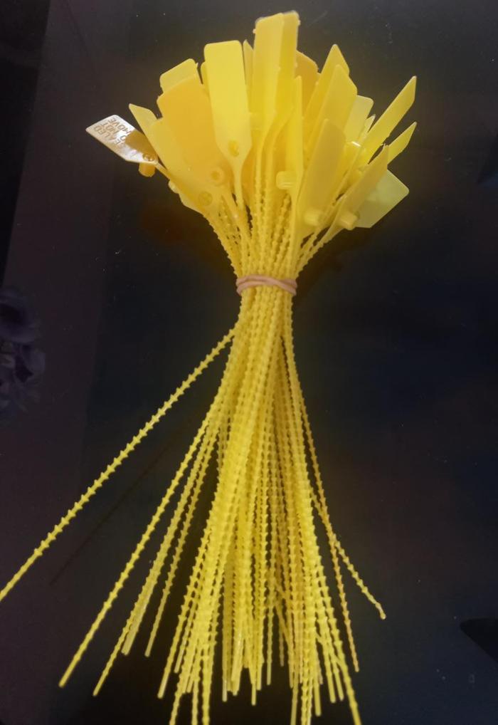 Jual SEGEL TABUNG APAR PEMADAM API / SEAL / WARNA KUNING - Kota Cimahi ...
