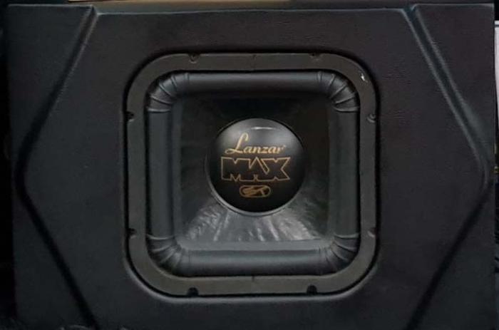 Jual Subwoofer Lanzar MAX lengkap dengan box (Bekas) - Jakarta Utara ...