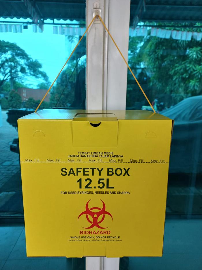 Jual SAFETY BOX LIMBAH MEDIS BIOHAZARD 12.5 LITER - Box + Tali - Kab ...