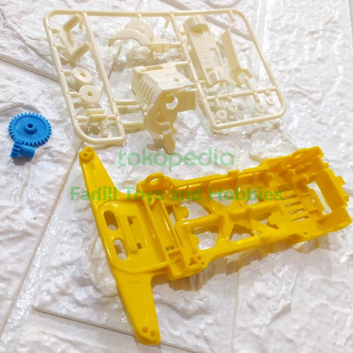 Jual Hard Yellow Zero Chassis part mini 4wd no Auldey Tamiya brand ...