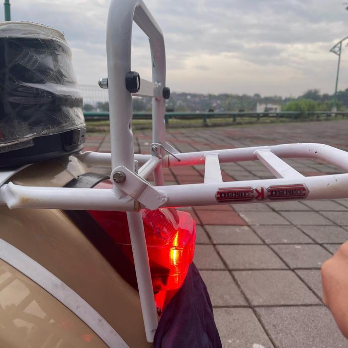 Jual back rack vespa px series ...original nos ...merk TURBO... - Kota ...