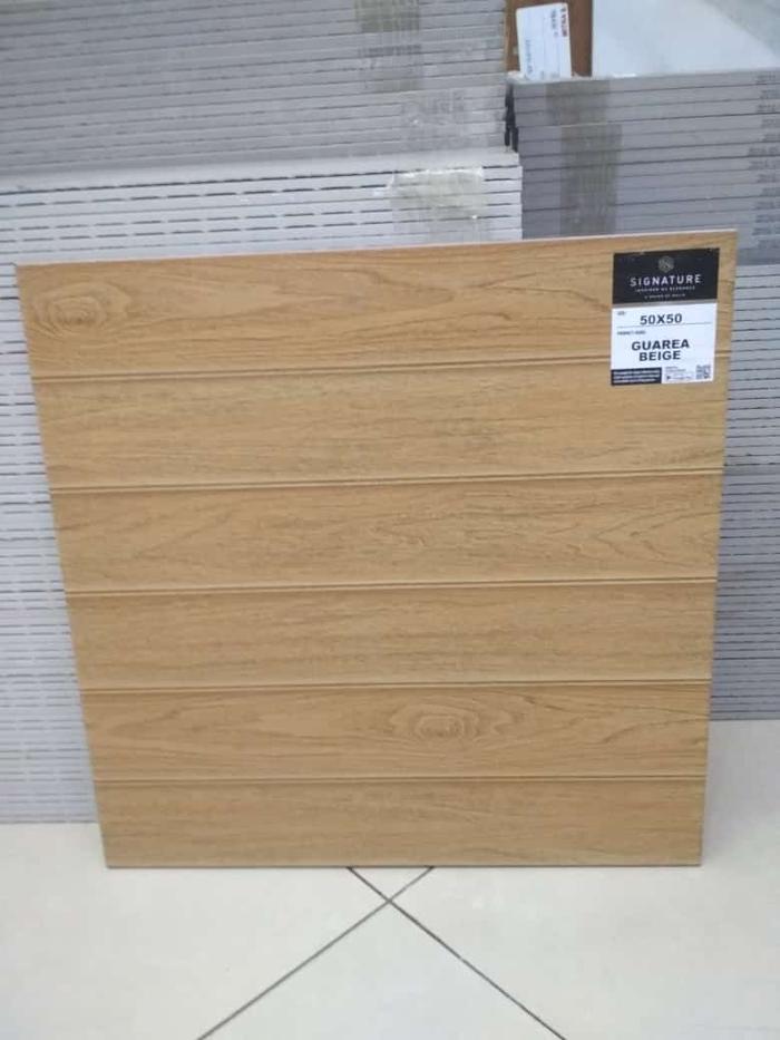 Jual Keramik Lantai Mulia Signature Guarea Series 50x50 cm - Brown ...