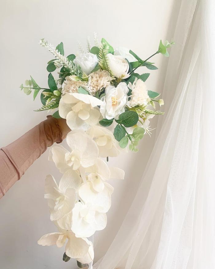 Jual CASCADE WEDDING BOUQUET BUKET BUNGA PENGANTIN JUNTAI IMITASI MEWAH ...