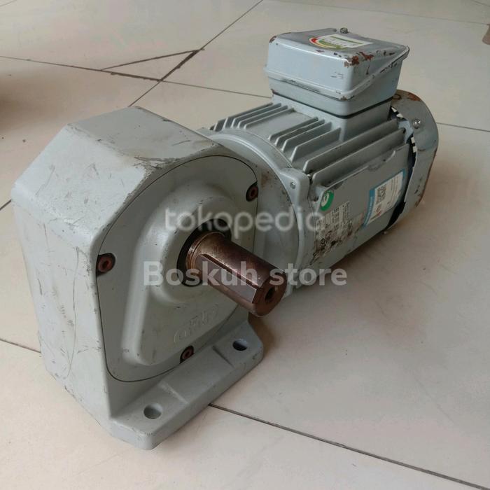 Jual AC Motor Gearbox 3phase 200/380V 0.75KW Ratio 1:30 - Kota Surabaya ...