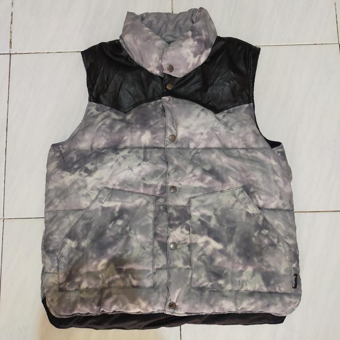 Jual Rompi vest gelembung puffer field core - Kota Surabaya - Buku ori ...