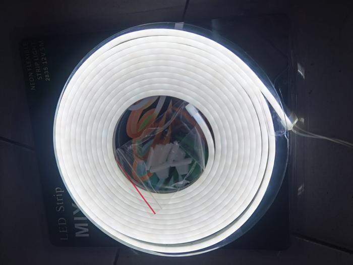 Jual Lampu Led - NEON FLEK DC 12V 5M IP65 (outdoor) miyalux - Putih ...