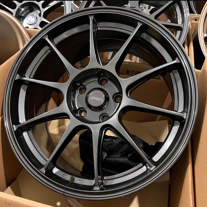 Jual Velg Mobil SSW S333 Tc105 Ring 18 H5 Cocok Innova,Rush,Terios ...