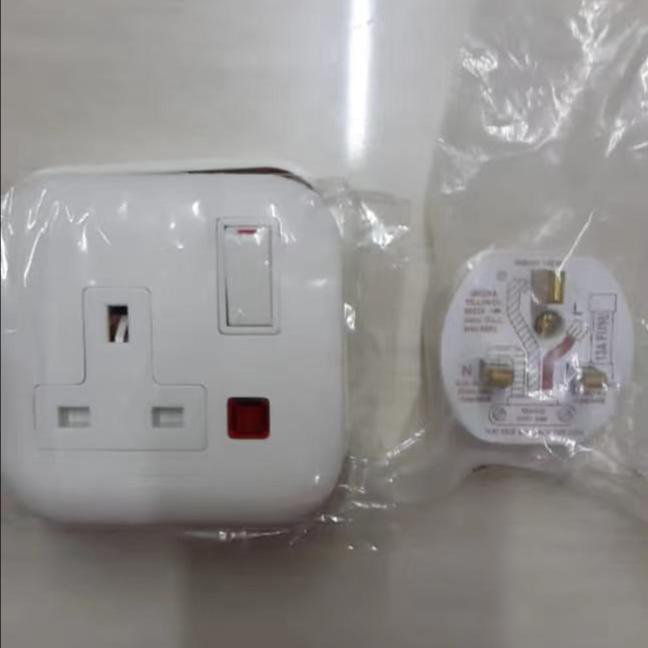 Jual Stop Kontak AC Merk PANASONIC 1 Set colokan listrik kaki 3 ...