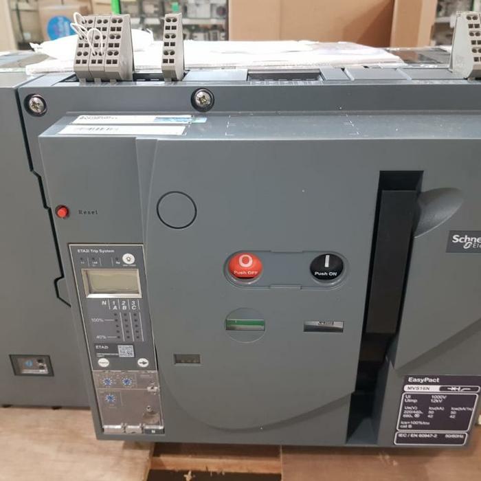 Jual ACB SCHNEIDER MVS 4P 2000A KOMPLIT MOTORIZED UVT AUX ORIGINAL ...
