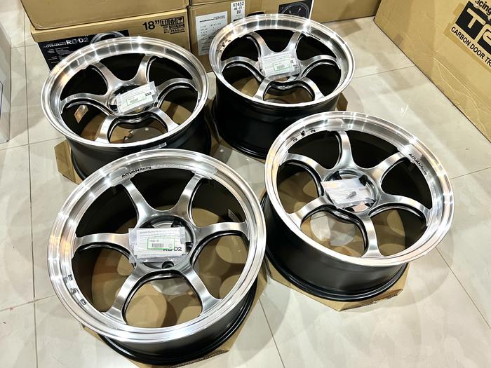 Jual Yokohama Advan RG-D2 18x9.5 et22, 5x114 racing wheels rays weds ...