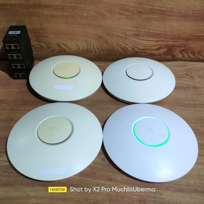 Jual Ubiquiti AP-LR UniFi Long Range Akses Point UAP Enterprise WiFi ...