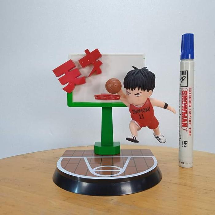 Jual Mainan diorama figure kaede rukawa slamdunk chibi shooting the ...