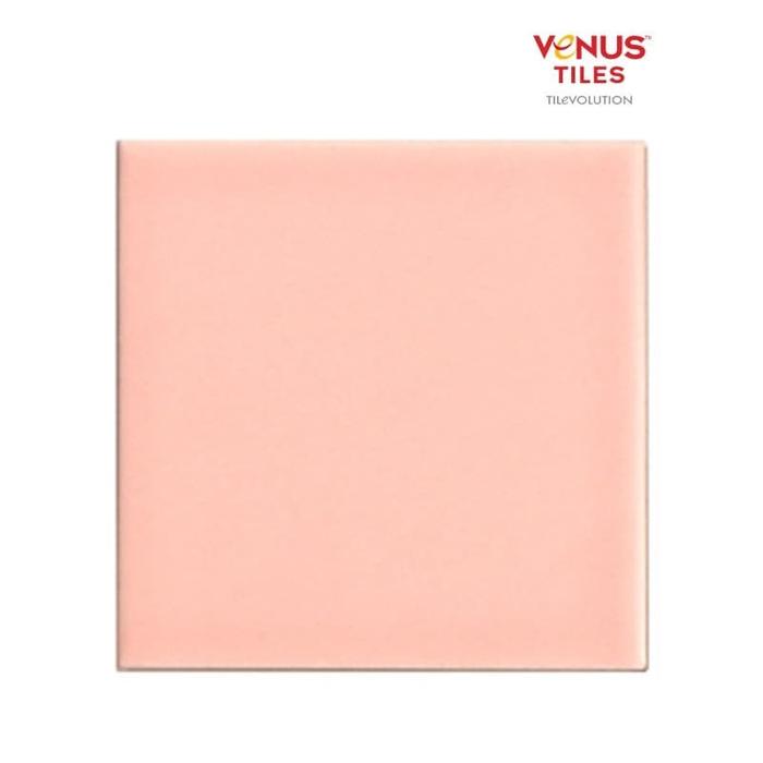 Jual Venus Avant Garde | Takko Square Pink No Bevel (glossy) keramik ...