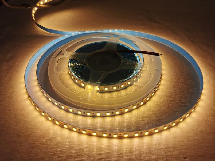 Jual Lampu LED STRIP 120 LED 2835 Indoor IP 33 12V - Putih - putih ...