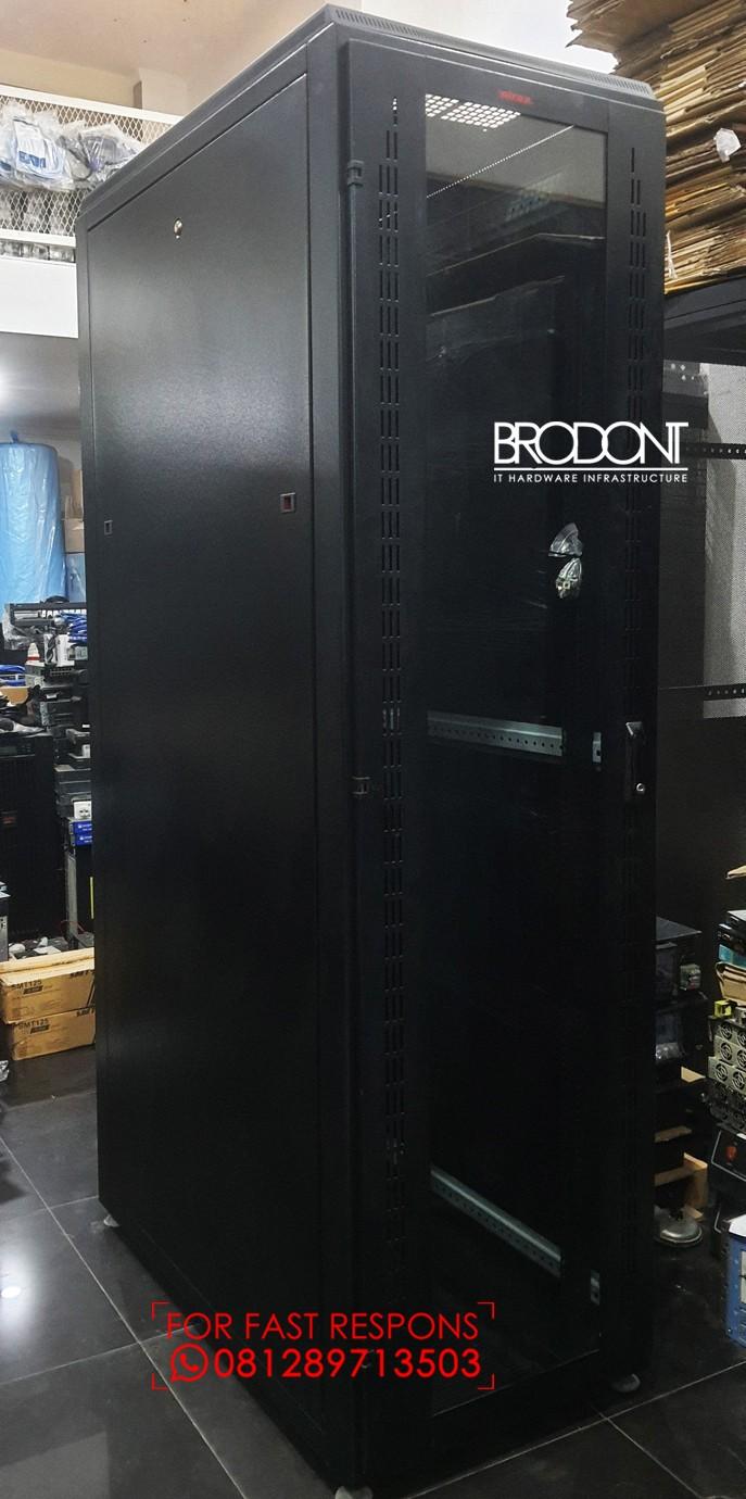 Jual Closed Rack Server 45U Depth 1000mm Glass Door Harga Saudara ...