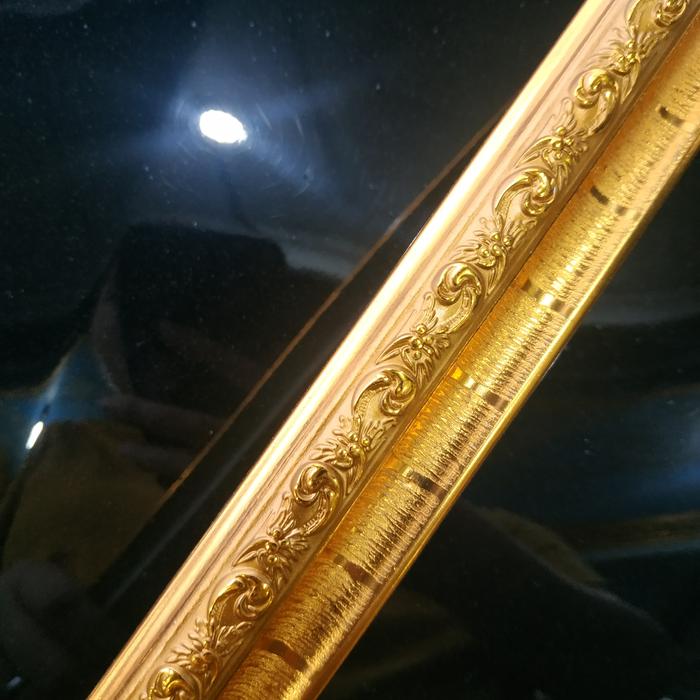 Jual Bingkai 21x30 motif kembang pakai lenen 3cm wrma gold - Gold ...