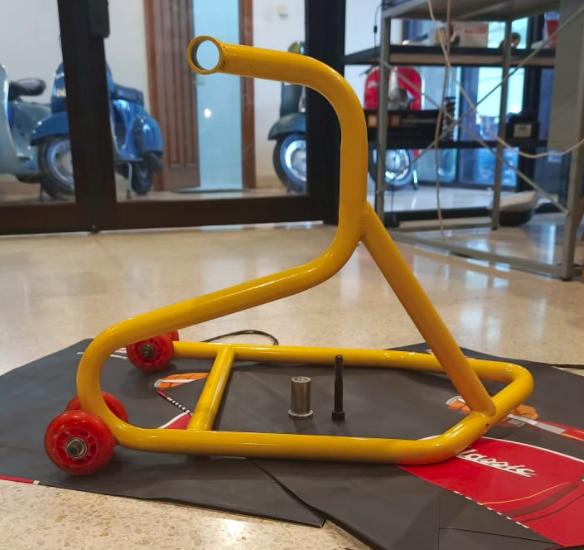 Promo SCOOTER PADDOCK FOR ALL MODERN VESPA YELLOW - Jakarta Selatan ...