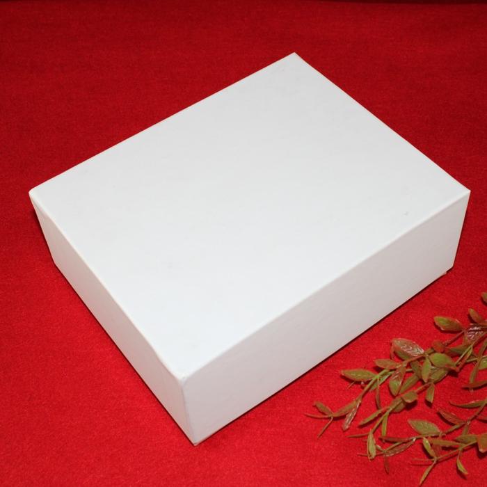 Jual BOX HAMPER - HARDBOX - KOTAK KADO - ukuran 25 cm x 20 cm x 10 cm - Jakarta Barat - Gracia ...