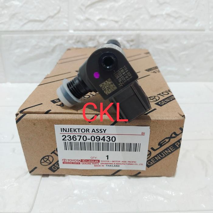 Jual Nozzle injector hilux revo 2gd inova reborn 2gd 23670 - 0E020 ...