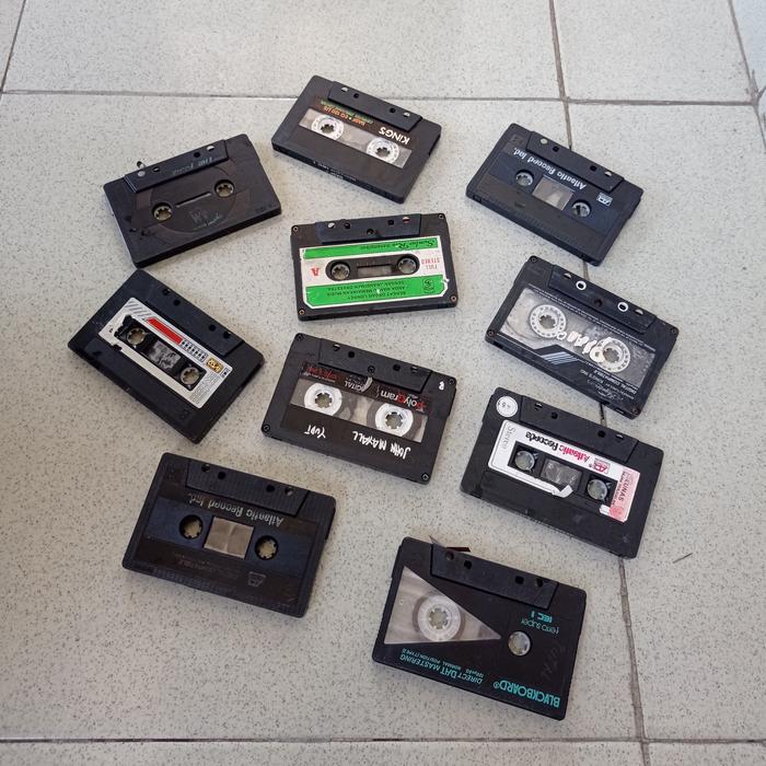 Jual kaset pita jadul bekas,kaset pita for display, Decoration ...