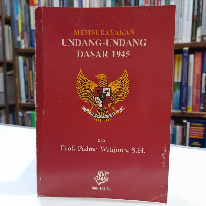 Jual Buku Membudayakan Undang-undang Dasar 1945 Di Seller Noelle ...