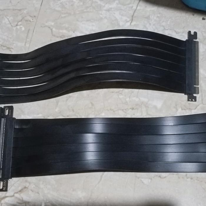 Jual Gpu riser cable x16, biar tempat vga kalian bisa dipasang berdiri ...