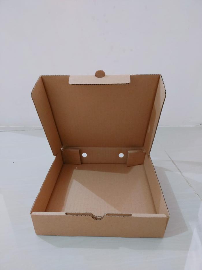 Jual Kardus BOX Die Cut Pizza Polos 20x20x4,5 Cm Single Wall, Tebal ...