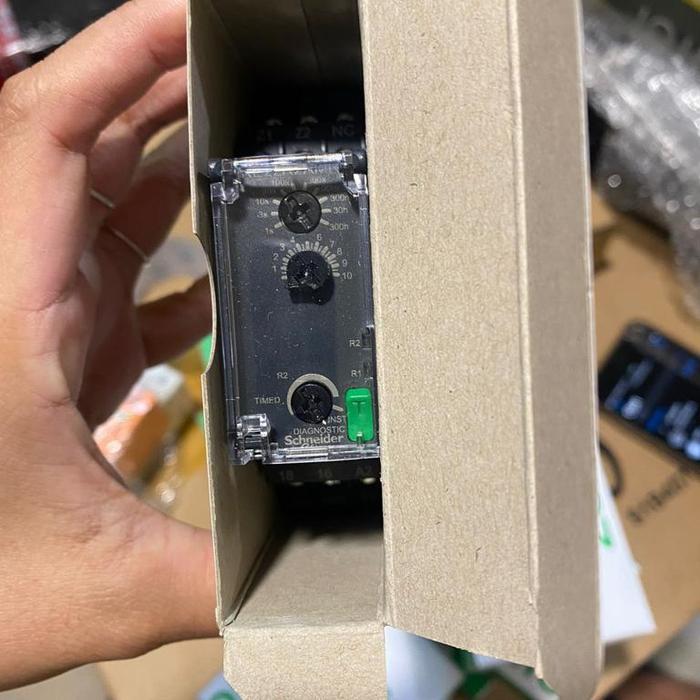Jual TIMER RELAY ZELIO RE22R1DMR SCHNEIDER - Jakarta Pusat - Aurorae ...