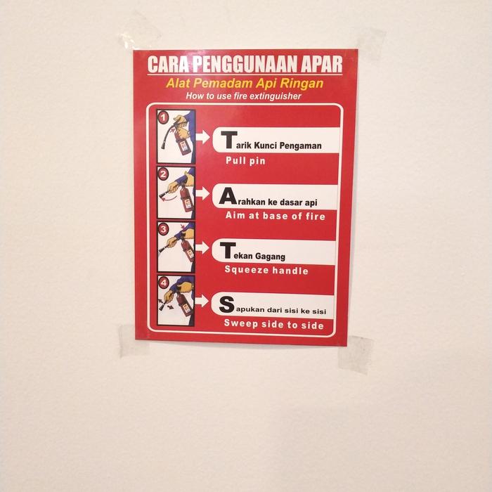 Jual SIGN STICKER CARA PENGGUNAAN APAR,BAHAN VYNIL 15X20CM - Jakarta ...