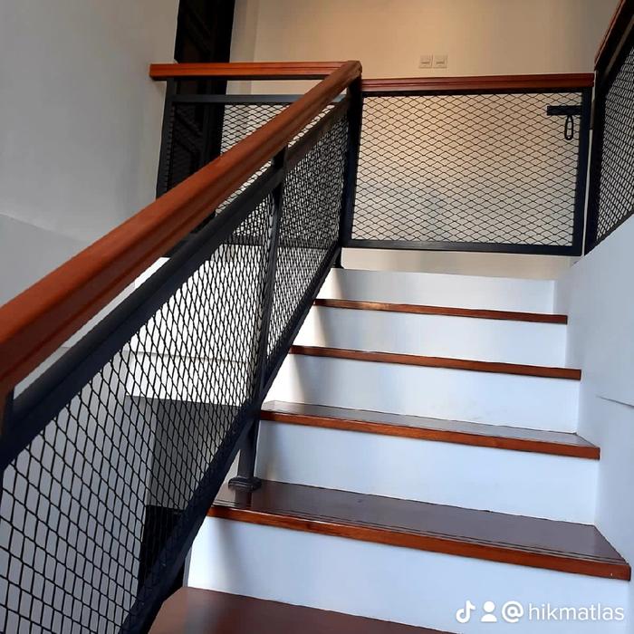 Jual railing tangga expanda handrail kayu - Kota Depok - Hikmat Las ...