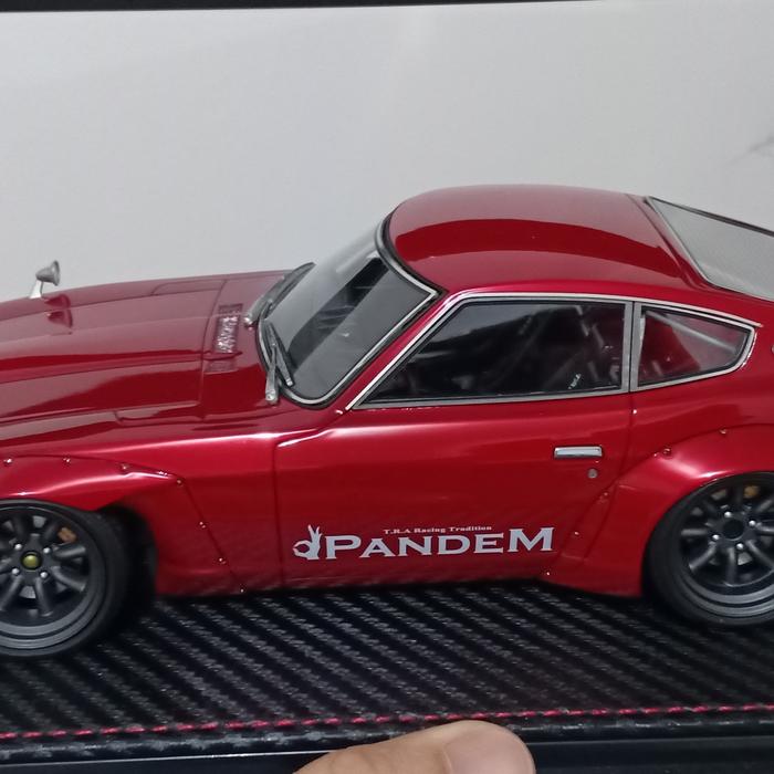 Jual ignition model fairlady s30z pandem red metallic resin 1:18 - Kota ...