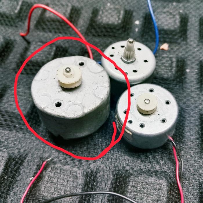 Jual dinamo, motor dvd player ukuran besar 5-12V cocok buat led ...