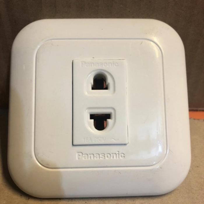 Jual stop kontak universal Panasonic WEJ10919 + frame wide series ...