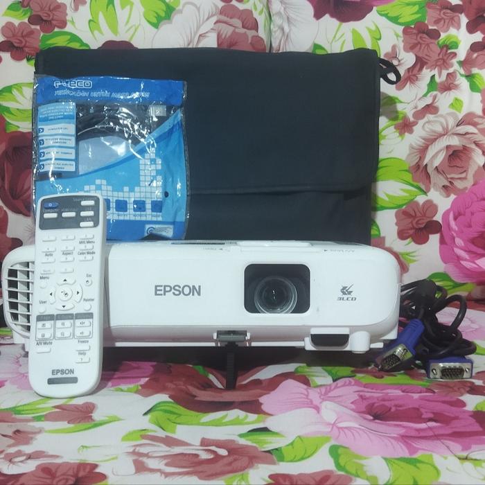 Jual Infocus Proyektor Projector EPSON EB-S400 S400 Bekas Fullset ...