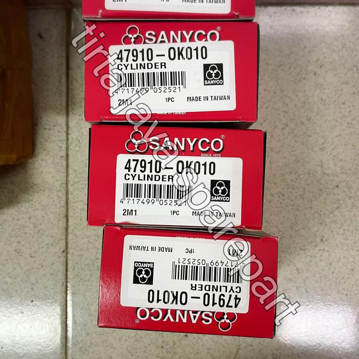 Jual 47910-0K010 valve assy pembagi minyak rem Hilux / Innova Diesel ...