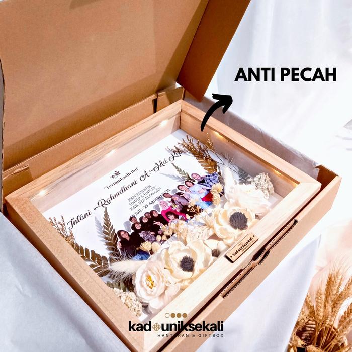 Jual Kado Ulang Tahun / Kado Anniversary / Kado Wisuda / Foto Gift ...