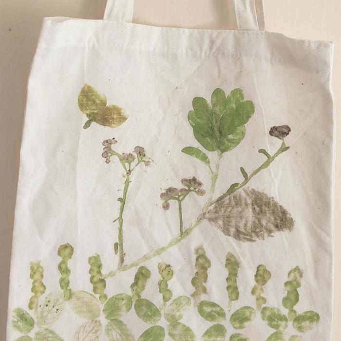 Jual Tas Totebag Ecoprint Blacu Original Termurah Motif Bunga Liar ...