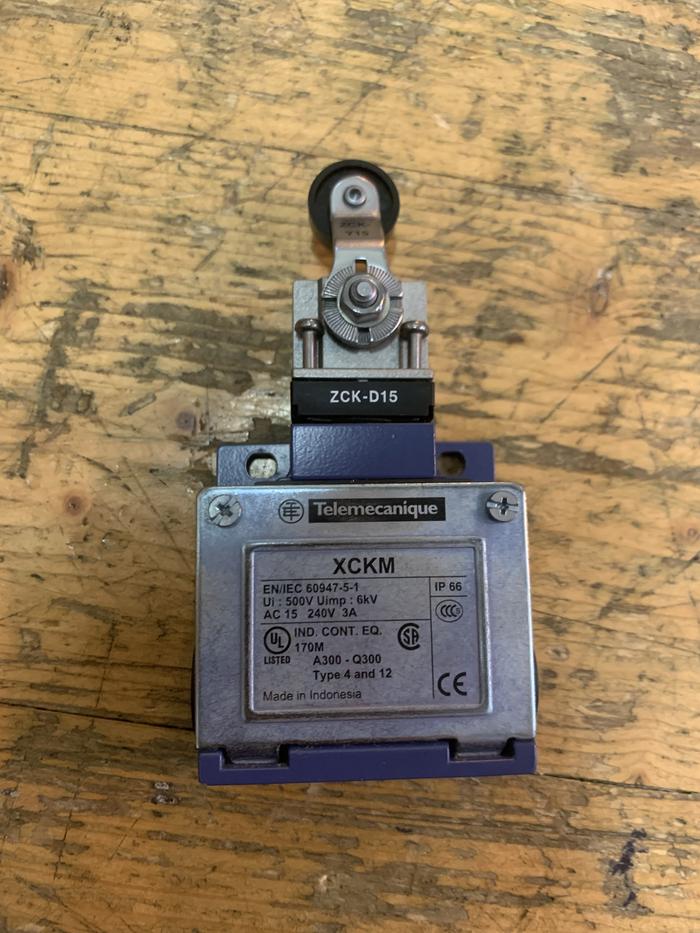 Jual Limit switch XCKM115 schneider - Jakarta Barat - PELITA ABADI ...