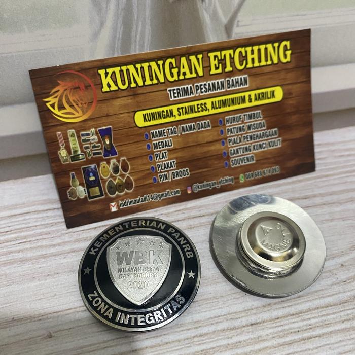 Jual pin wbk / pin wbk 2020 zona / pin wbk 2020 integritas / pin custom ...