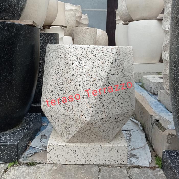 Jual Kapsul Diamond Gentong / Bak Mandi Teraso / Terazzo - Kota Malang ...