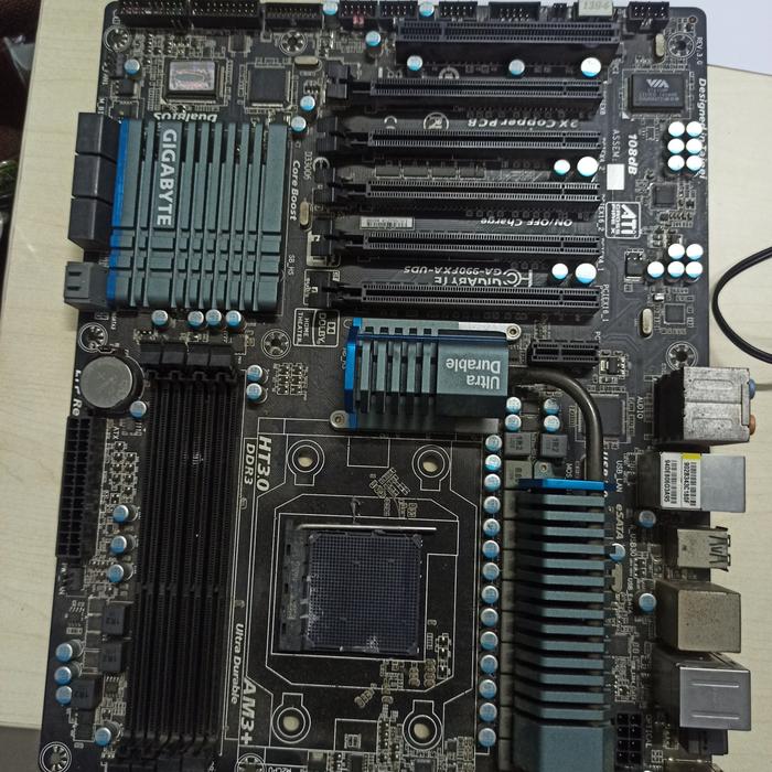 Jual gigabyte ga 990fxa ud5 motherboard am3+ - Kab. Kudus - Warung ...