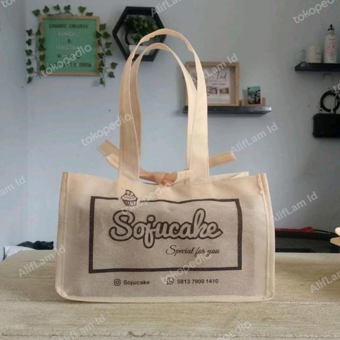 Jual Spunbond Box Kue Box nasi Custom / Tas cake and bakery / Tas take ...