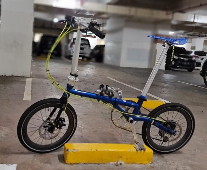 Jual Sepeda Lipat - Bike Fnhon Gust Blue Sapphire 2nd like New Jarang ...