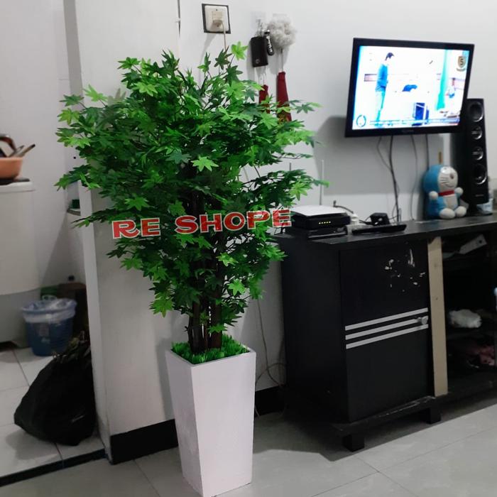 Jual BUNGA PLASTIK/Bunga HIAS ARTIFICIAL/POHON MAPLE JEPANG RIMBUN Daun ...
