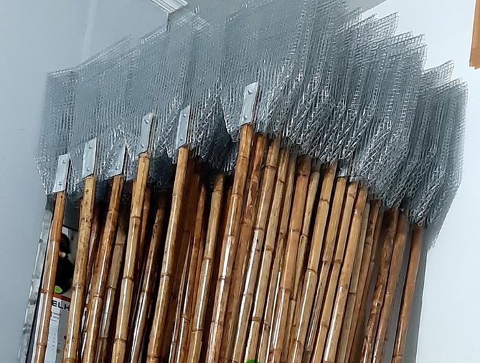Jual Kepyok Api Ram Kawat Gagang Rotan 2 meter - Jakarta Barat - Delta ...