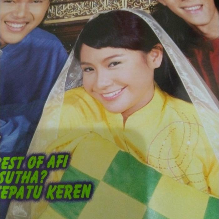 Jual Tabloid Gaul No.46 Nov 2004 Nagita Nia + Poster Ariel Peterpan Di ...
